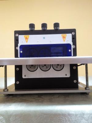 Cina la separazione spessa V dei bordi del PWB 110V di 0.8mm ha tagliato la macchina di Depaneling in vendita