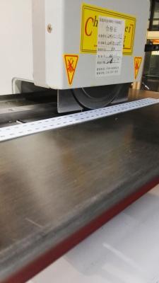 Cina Il taglio del PWB Depanelizer della scanalatura di V tosa lo spessore di 1.0mm in vendita