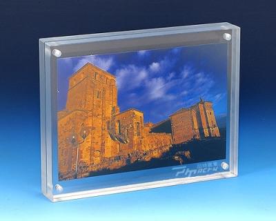 China Hot Sale Acrylic Photo Frames Exporter for sale
