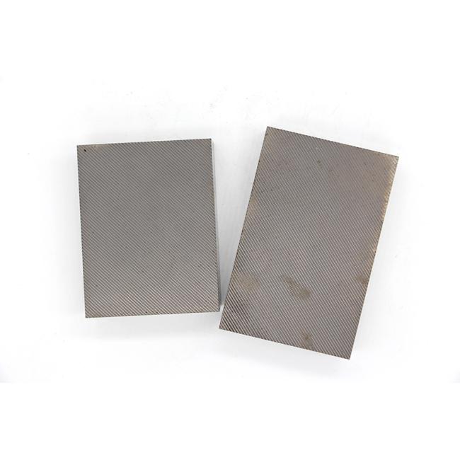 Thread rolling dies side view