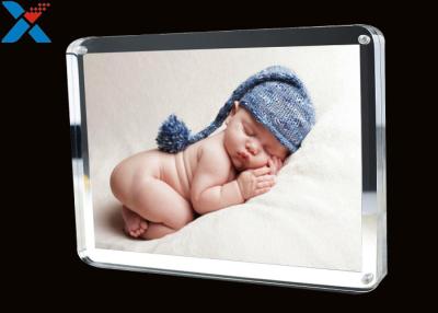 China Clear Magnet Acrylic Photo Frame PMMA Certificate Pictures Table Frame for sale