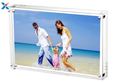 China 5*7'' Magnetic Acrylic Photo Frame Silk Screen Printing With Single / Double Sided for sale