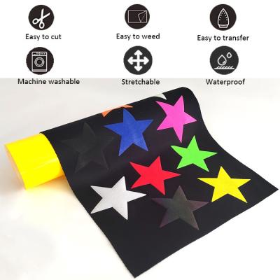 Cina L'etichetta del silicone dell'indumento per i vestiti imbottiglia il ferro techno ad alta densità della stampa del calore dell'unità di elaborazione del soffio della flessione 3d sopra in vendita