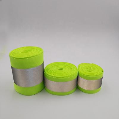 Cina 3 cinghie di nylon su ordinazione a 1 pollici a 2 pollici a 4 pollici della tessitura per il poliestere delle borse attaccano 1cm 2cm 2.5cm 5cm in vendita