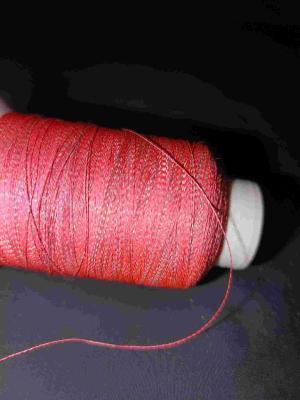 Cina Filato per maglieria del filo riflettente leggero rosa del ricamo utilizzato nelle borse del cappello dell'abbigliamento in vendita