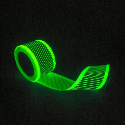 Cina Nastro di sicurezza luminoso nel buio per camper, scalini, bacchette, esca, attrezzature, abbigliamento per sport all'aperto in vendita
