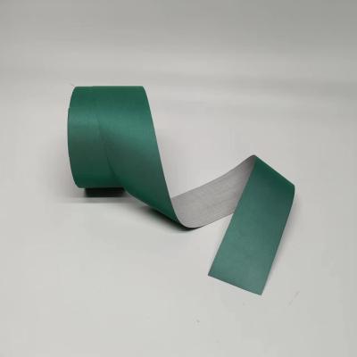 Cina Tissu riflettente verde ad alta visibilità cucito per abbigliamento di sicurezza borse abbigliamento da lavoro di moda in vendita