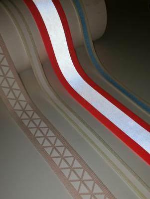 中国 安全ベストと衣服用のカスタム反射ウェビングテープ 販売のため