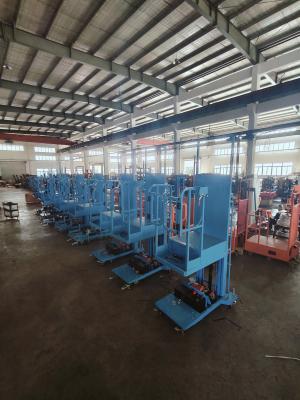 China Gemakkelijk te verplaatsen Semi Electric Aerial Stock Picker Lift Met Bule Color Te koop