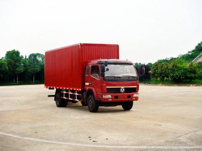 China Cummins 140HP 4x2 Dongfeng DFD5081XXY3 Van Truck en venta