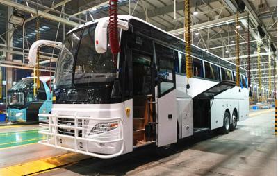 China LHD/RHD Euro3 47 asienta al coche de lujo Bus de 336HP YBL6128H para África en venta