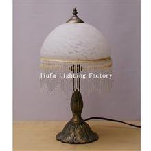 China TRH100001W-Beaded Alabaster White Glass Shade Table lamp for sale