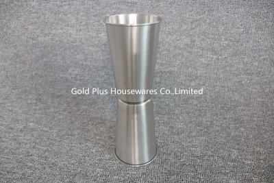 Cina Hot selling design 500ml custom logo coffee mug stainless steel silver portable reusable milk cup in vendita