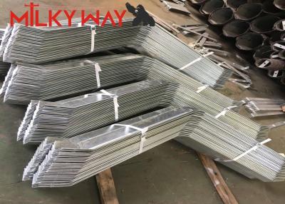 Cina Poltrone galvanizzato dei semafori 10M altezza 7M braccio crociato in vendita