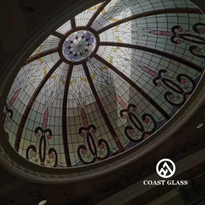 China Hoogwaardige op maat gemaakte gekleurde loodglaskoepels en dakramen Kunst gekleurd glas Te koop