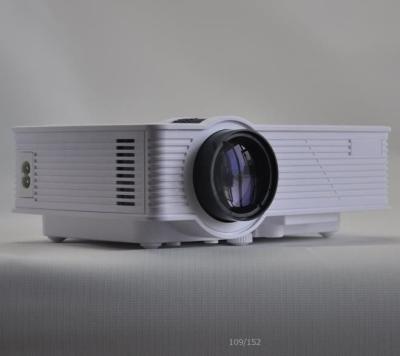 China Full HD Android TV Projector 1000 Lumens 30 - 120 Inch Projection Image Size for sale