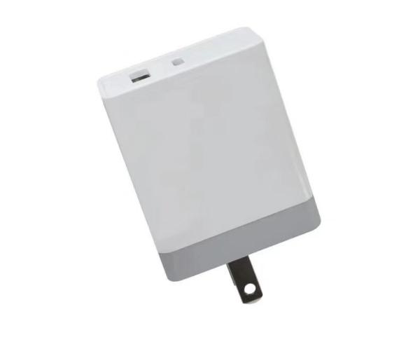Quality UV Spraying Portable Fast Charger For All Mobiles PD Output Port With US Plug for sale