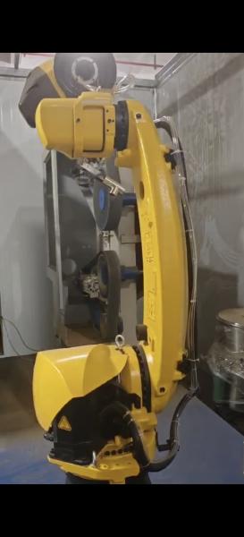 Quality High Precision Robot Grinder Manipulator ±0.02mm Accuracy with Sanding Belt for sale
