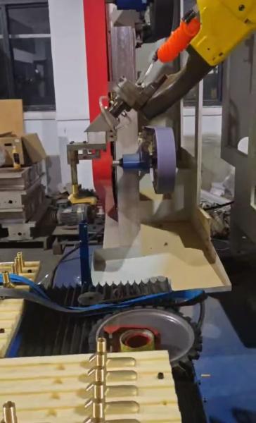 Quality 6 Axis Robotic Grinding Automation 380V for Copper Alloy Bathroom Accessories for sale