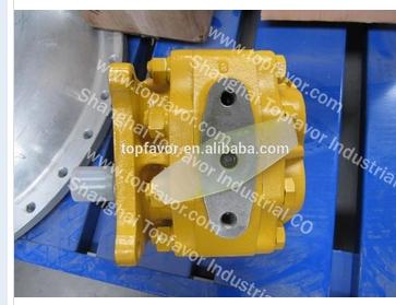 China Replacement parts of Komatsu Transmission pump 07432-71203 for sale