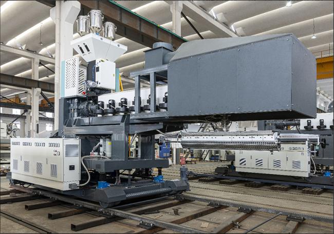 Extruder component of LY-AMF laminating machine