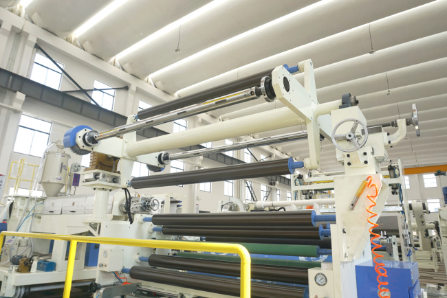 Key component diagram of extrusion laminating machine