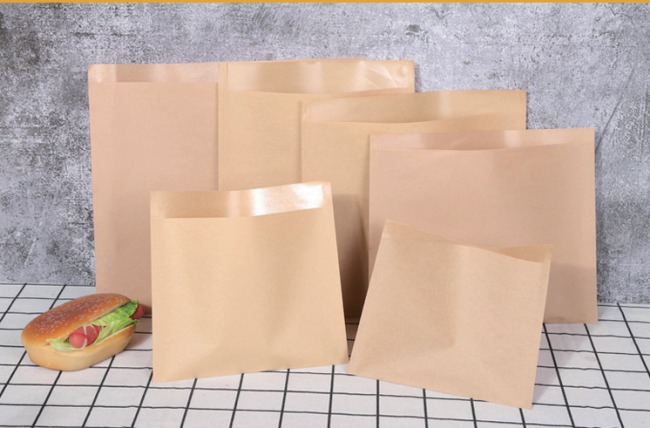 Extrusion laminating machine in industrial application