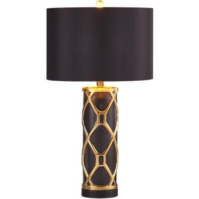 China Energy Saving Modern Style Indoor Design Bedside Reading Decor Lighting Clear Glass Cover Golden Table Lamp for sale
