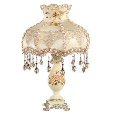 China High quality European crystal table lamp luxury decorative lamp warm art bedside lamp for sale