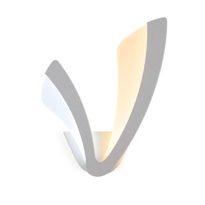 China Hot selling high quality cheapest price white home decor modern indoor lights wall scones bedside reading led lamp wall for sale
