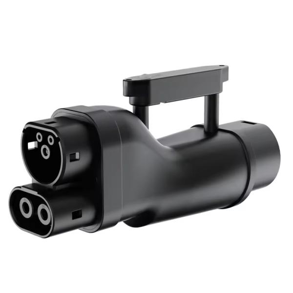 Quality GBT to CCS2 EV Charging Adapter 1000V DC 250A with IP67 Protection for Fast DC Charging for sale