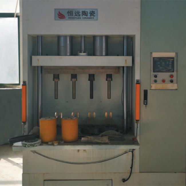Quality control inspection of ceramic components