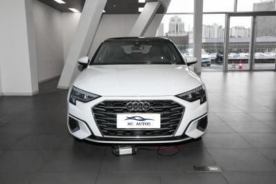 Cina 1-25000 miglia Audi A3 Sportback Lussuria berlina Usata Benzina e SUV Compatto in vendita