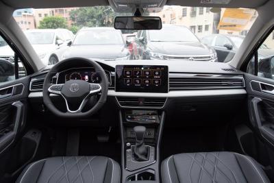 China Volkswagen Tiguan L Benzine SUV Automotive Benzinauto voor 5-zits carrosserie structuur Te koop