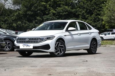 Cina Volkswagen Sagitar Auto a benzina con combustibile convenzionale 4 porte 5 posti struttura del corpo in vendita