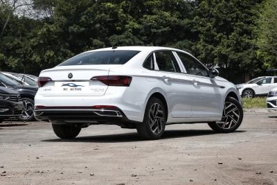 Cina Volkswagen Sagitar Auto a benzina con combustibile convenzionale 4 porte 5 posti struttura del corpo in vendita