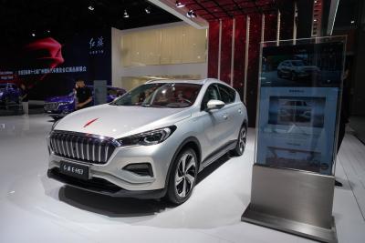 Cina Auto elettrica Hongqi Ehs3 dotata di ESC con standard di emissioni Euro IV e autonomia di 407 km in vendita