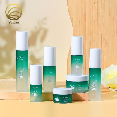 China 30ml 40ml 50ml 60ml 80ml PET spray bottle and jar for cosmetic packaging for sale