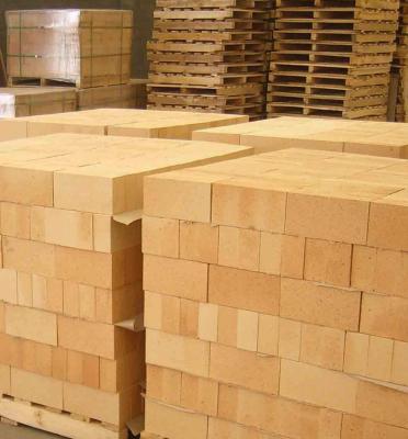 China High Temperature Fireclay Brick High Strength Yellow Refractory Bricks With Robust Mechanical Strength & Durability for sale