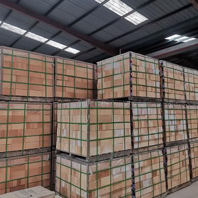 China High Temperature Fireclay Brick High Strength Yellow Refractory Bricks With Robust Mechanical Strength & Durability for sale
