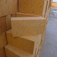 China High Temperature Fireclay Brick High Strength Yellow Refractory Bricks With Robust Mechanical Strength & Durability for sale