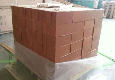 中国 燃焼性のある溶融および再シンテレーションマグネジアレンガ 高品質保証炉 燃焼性のあるレンガ ガラス炉用 販売のため