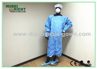 Cina Abiti dentali monouso a prova di sangue blu/Tyvek Abbigliamento protettivo con polso a maglia in vendita