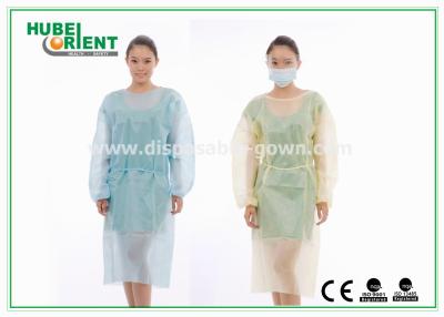 Cina Abbigliamento di protezione medica / blu giallo abito di isolamento chirurgico PP + PE con polso elastico per clinica in vendita