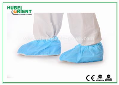 Cina Coperture per piedi usa e getta impermeabili in PP+CPE Coperture per scarpe con suola in PVC antiscivolo in vendita