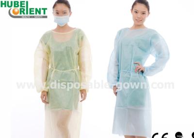 China Vestido de aislamiento médico desechable no tejido SMS en venta
