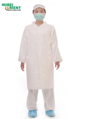 Cina OEM Medical Disposable 35gsm PP Lab Coat Per Ospedale in vendita