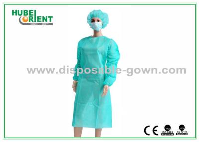 Cina ISO13485 Abito isolante impermeabile monouso con polso elastico o a maglia in vendita