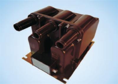 中国 3つの段階MVの電圧Transformer12kV VT屋内IEEEのブッシュのタイプJSZC19-12R 販売のため