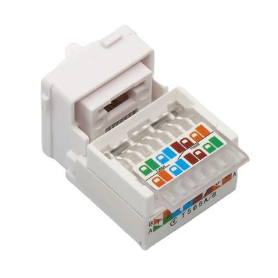 中国 カバーを持つ90度Cat6 UTP台形ジャックRJ45モジュラー ジャック 販売のため